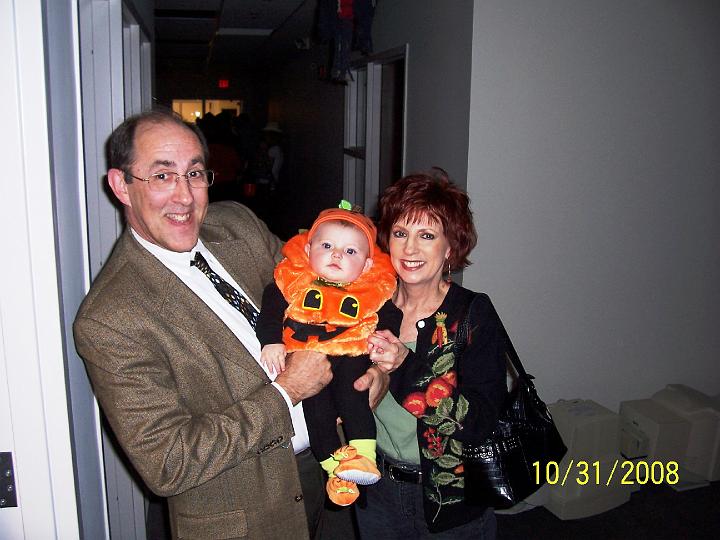 Recent Photos Page/Family 2008/Macie at Halloween/100_4109
